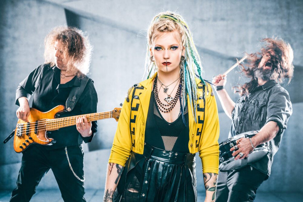Dead Venus: neues Video zu „Anna Moll“ erschienen – Time For Metal ...